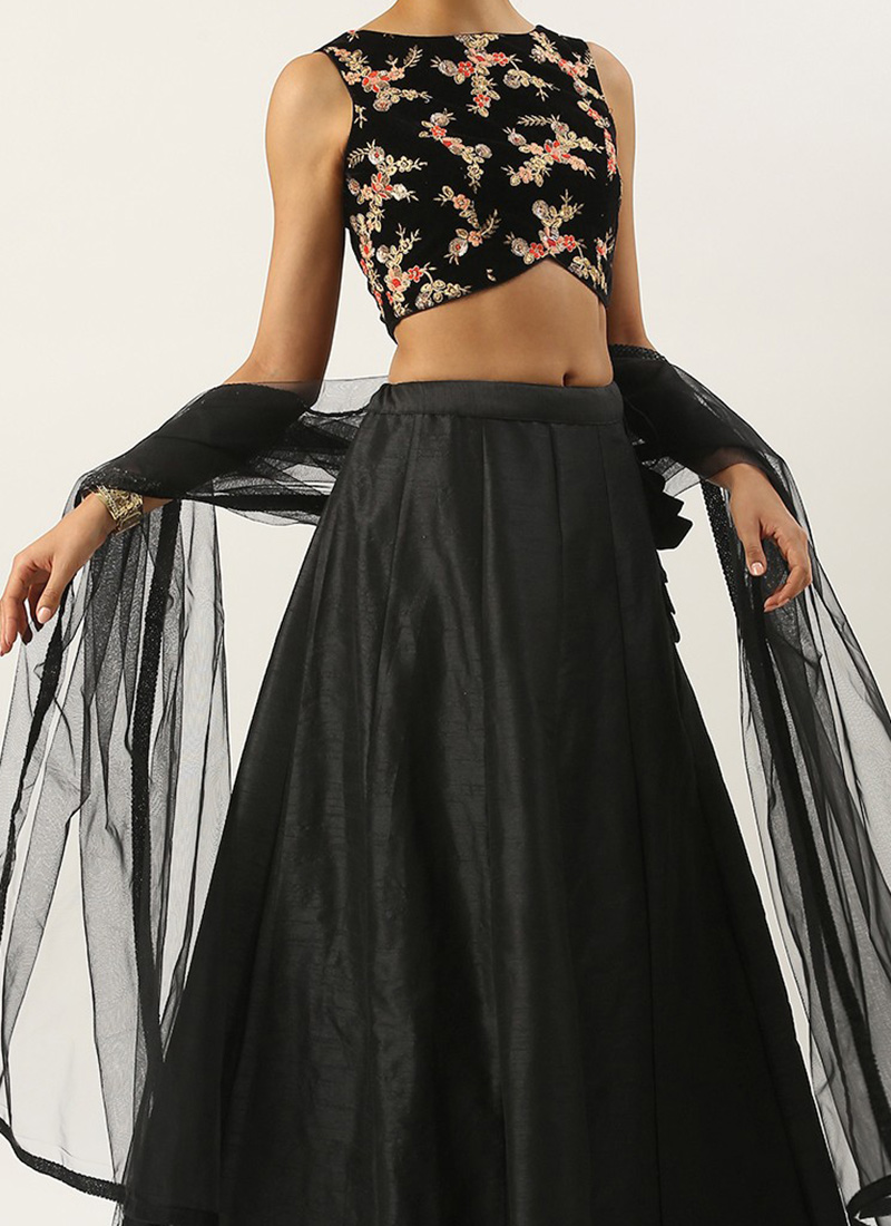 Shop Stylish New Arrivals Outfits Collections For Women at Ethnovog