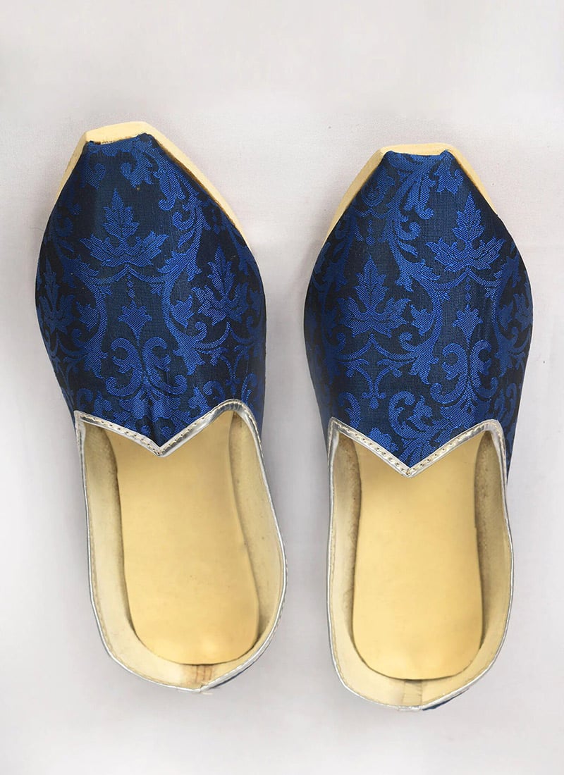 Indian Mens Ethnic Footwear | Jutti | Mens Traditional Shoes