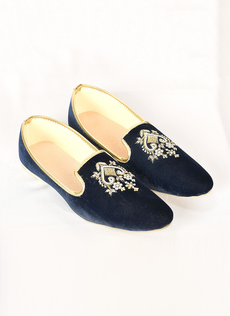 Indian Mens Ethnic Footwear | Jutti | Mens Traditional Shoes