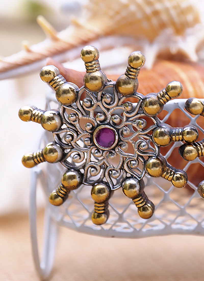 Studs for Women - buy Studs from in Jewellery collection online