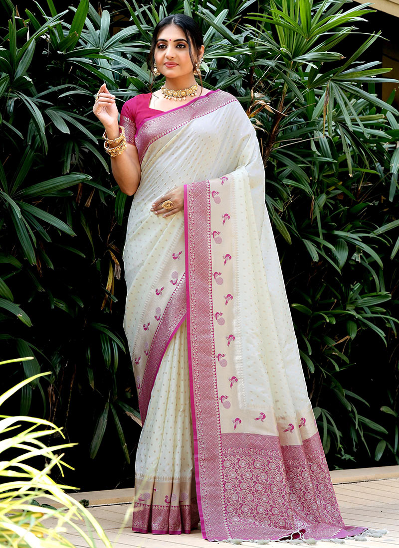 White Sarees: Buy Latest White Sarees Online Shopping - Cbazaar