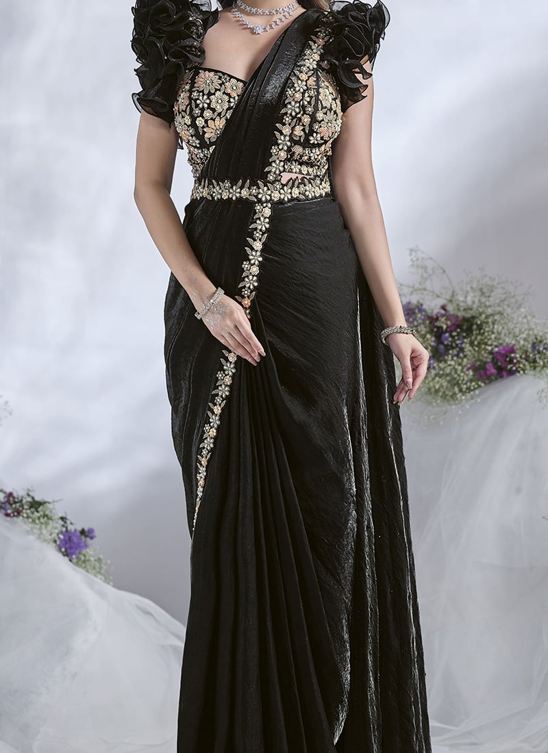Latest Indian Wedding Dresses & Designer Wedding Dresses