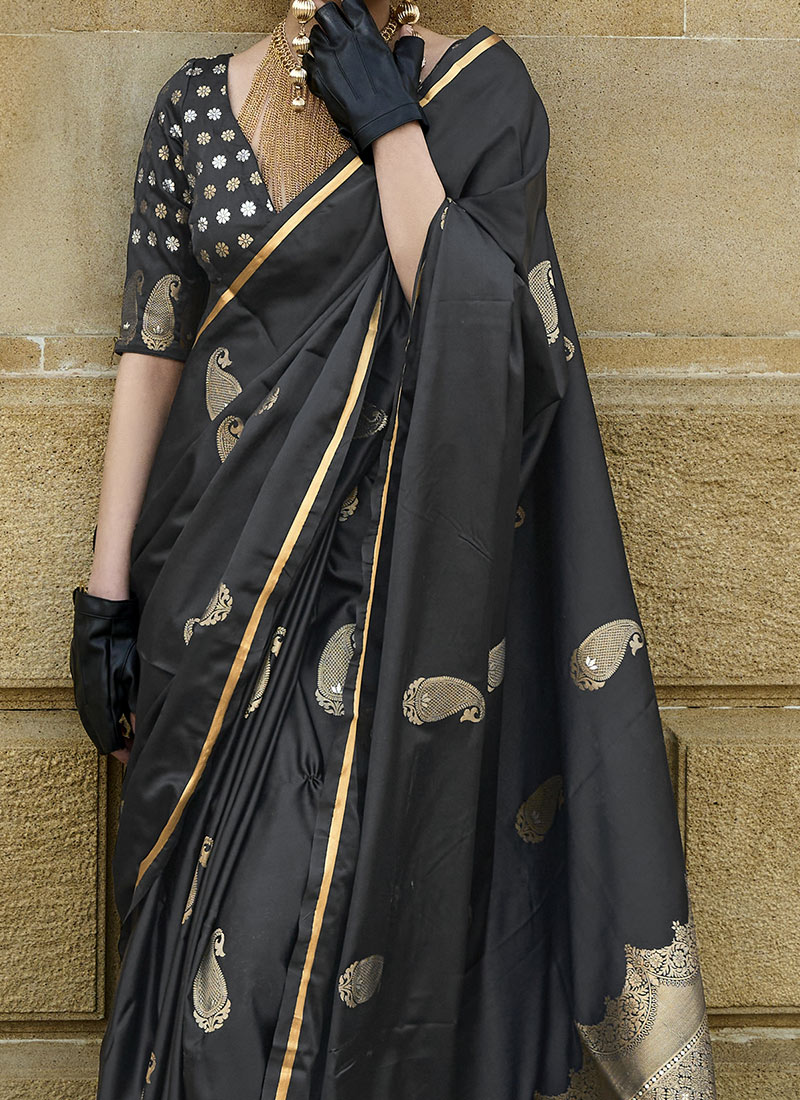 Black Sarees: Latest Black Sarees Designs For Women