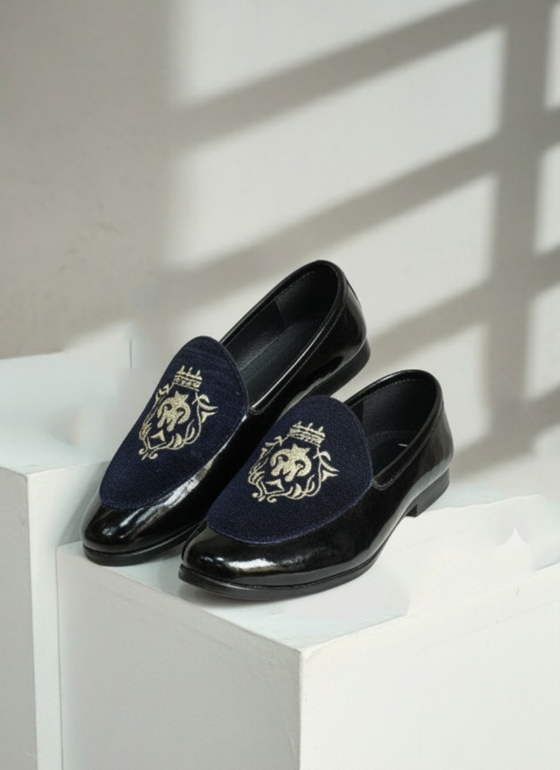 Shop Blue Embroidered Work Mojari For Men in UK - Cbazaar