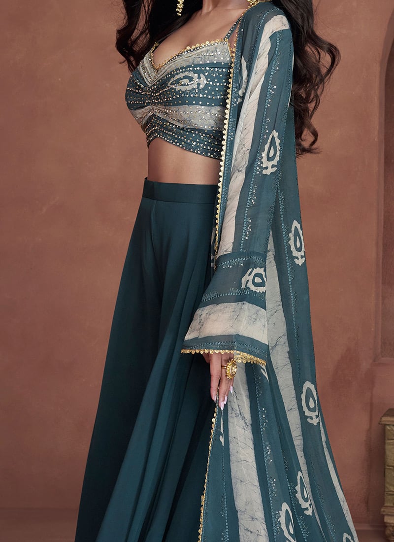 Buy Mehendi Outfits - Indian Best Mehendi Dress Collections Online