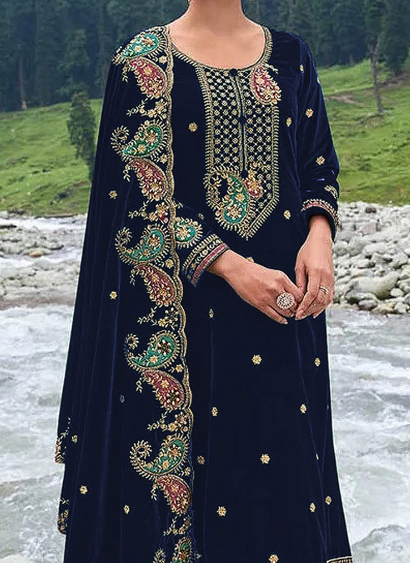 Best Offers For Indian Dresses Online Shopping