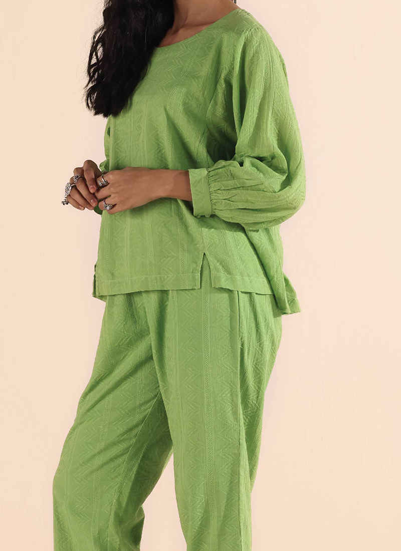 Shop online for Indo Western New arrivals items in Indian ethnic clothing at Cbazaar