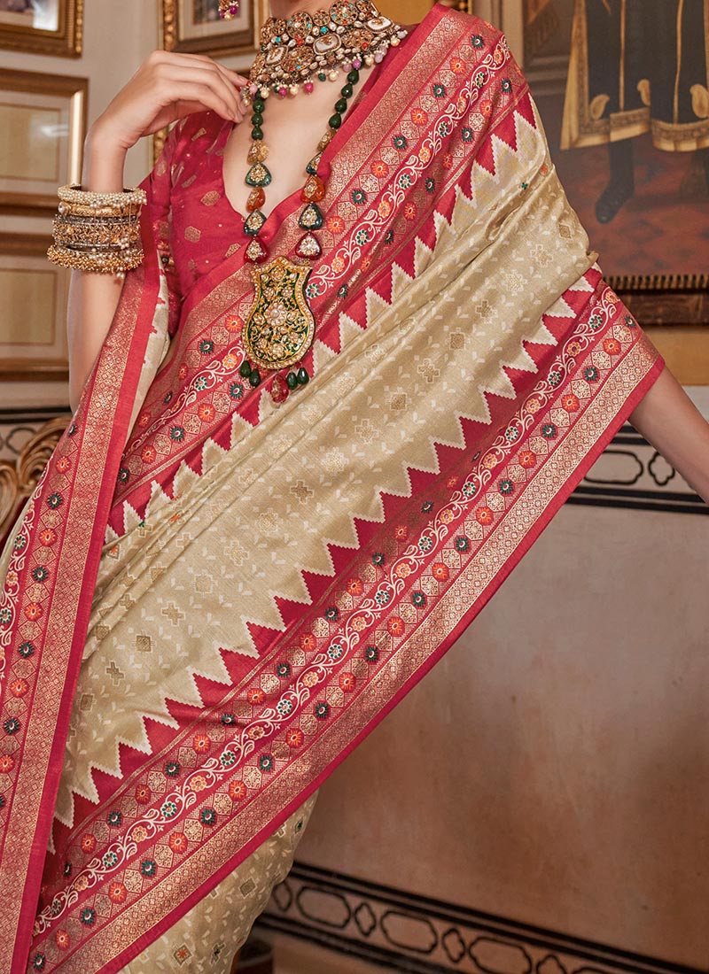 Purchase Patola sarees Online | Shop Patola Sarees Collection