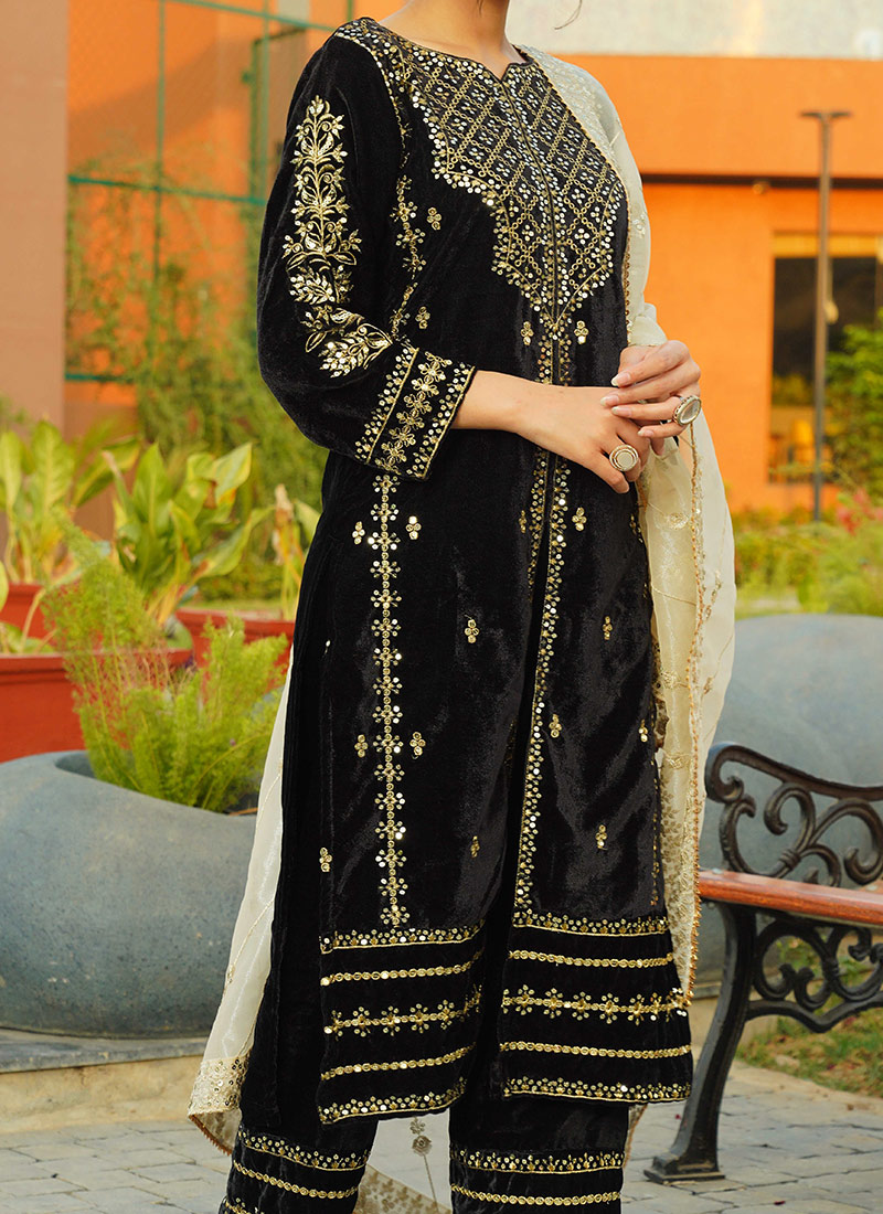 Shop Designer Salwar Kameez Online in India - Cbazaar Fashion
