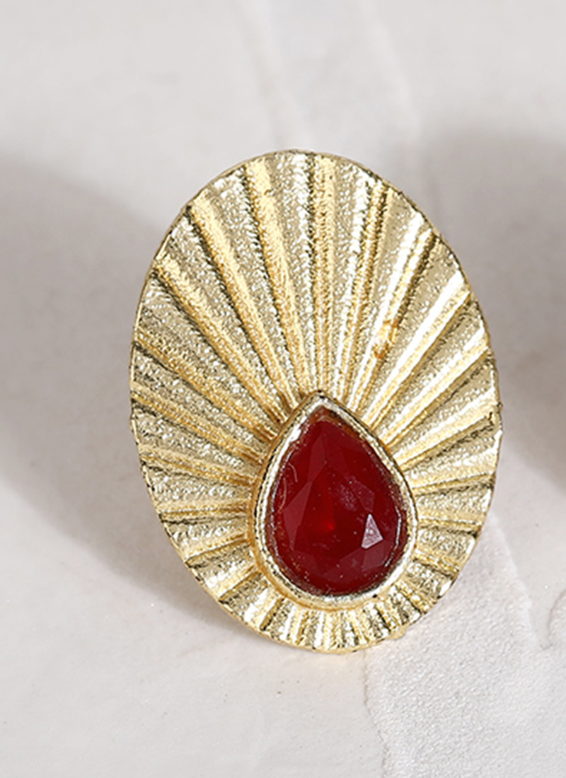 Studs for Women - buy Studs from in Jewellery collection online