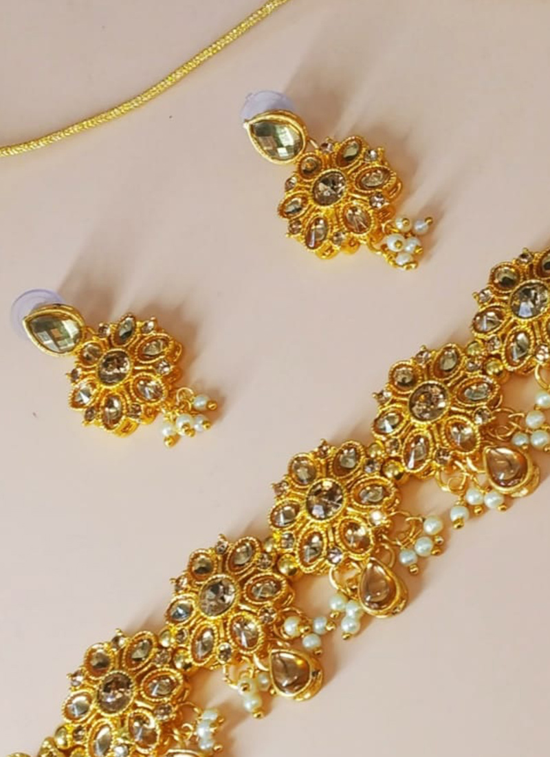 Buy Indian Choker Jewellery For Women Online Shopping -Cbazaar