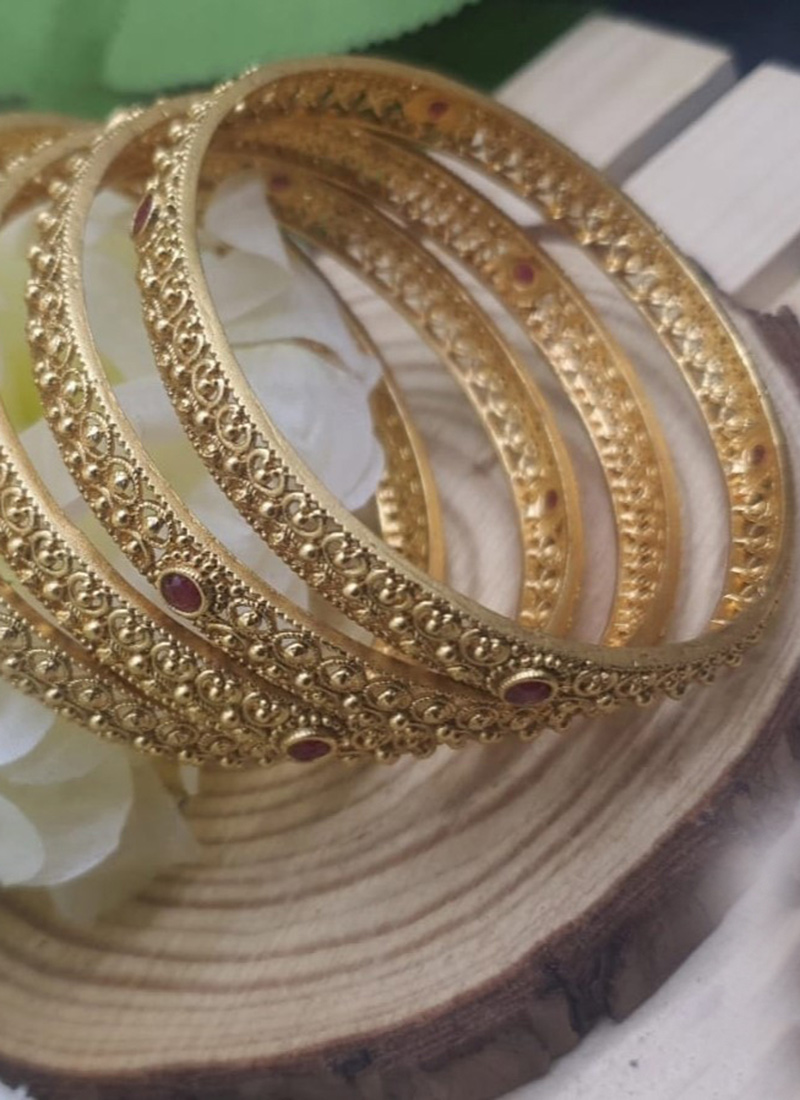 Elegant Bangles Explore Our Stunning Collection Online