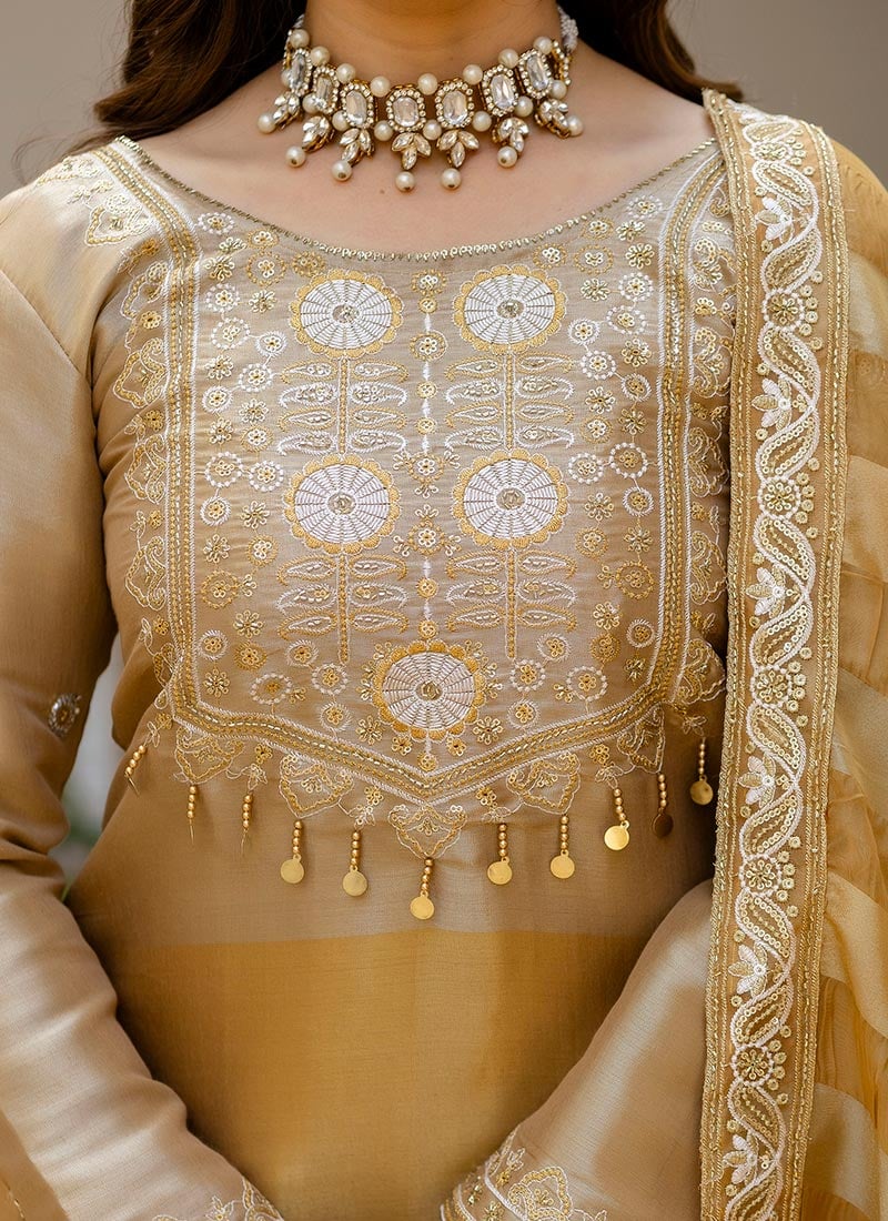 Shop Lehenga Choli Online in the United Kingdom | Fast Delivery