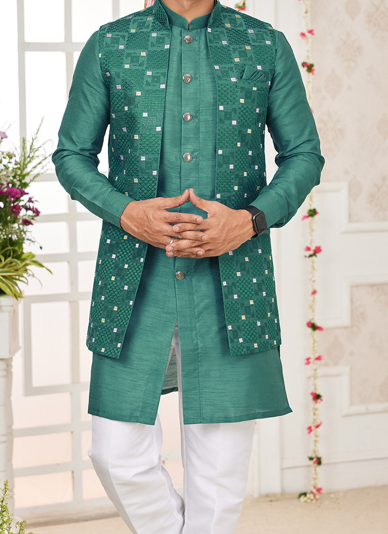 Shop Green Banarasi Silk Embroidered Bandi Set Wedding Wear Online at ...
