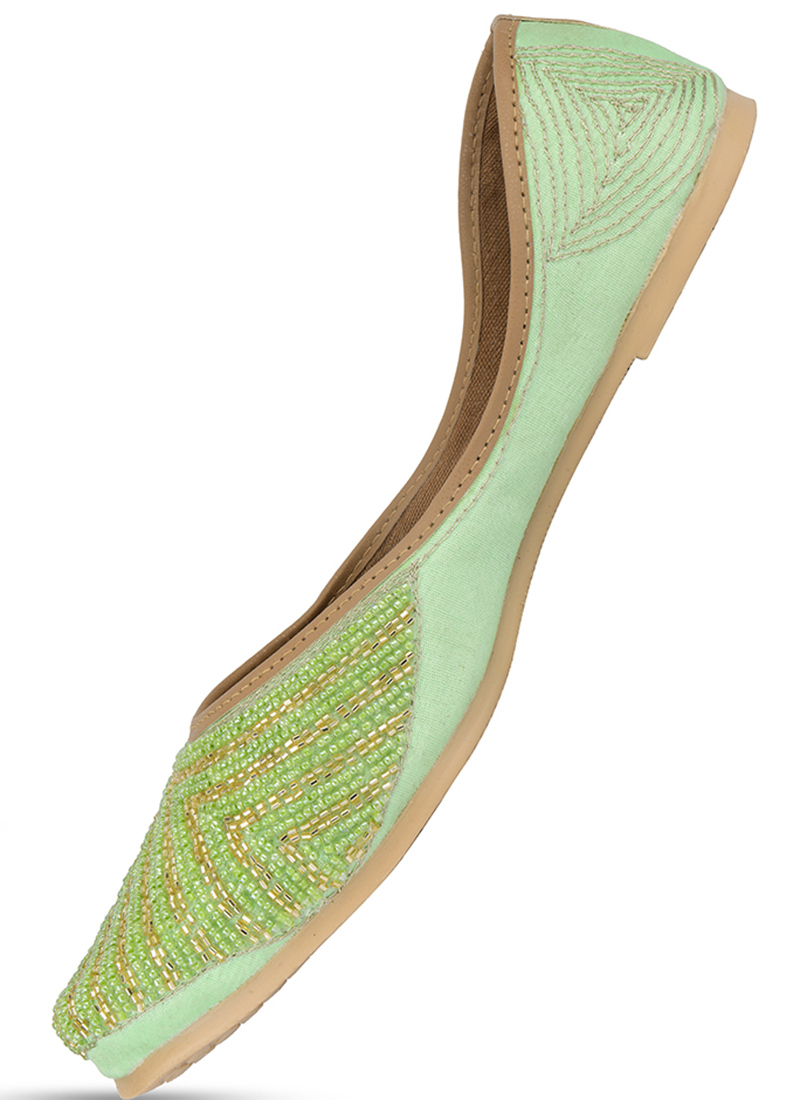 Trendy Stylish Women's Footwear Online At Cbazaar