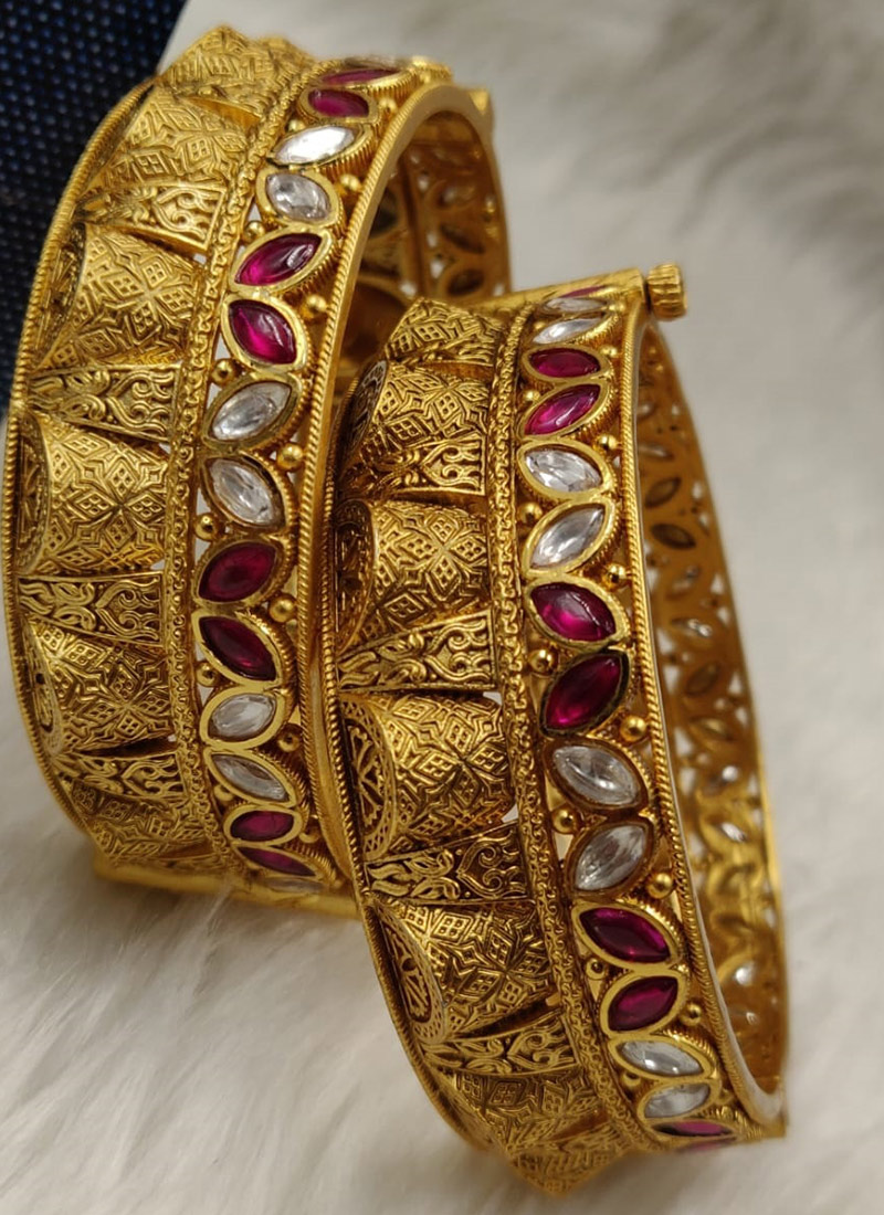 Buy Heritage Kundan Stone Embellished Golden Plated Kada Online at Best ...