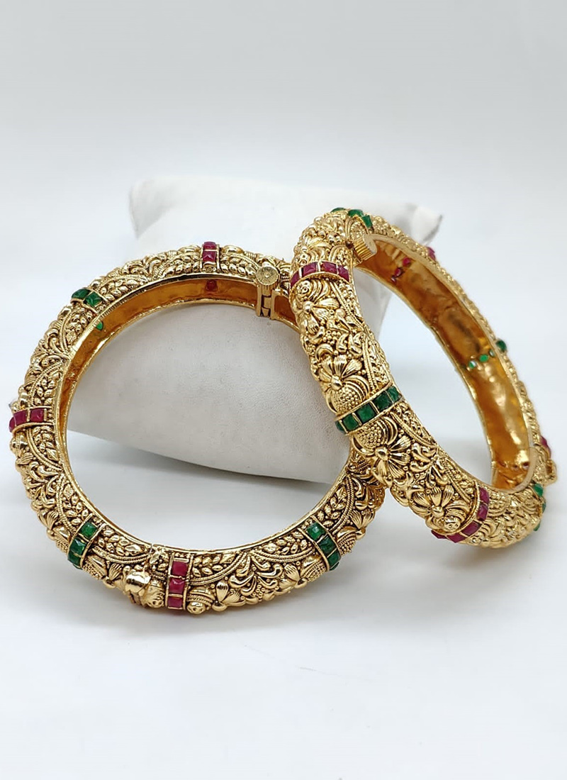 Shop Kundan Golden Plated Floral Design Kada Online at Best Price | Cbazaar