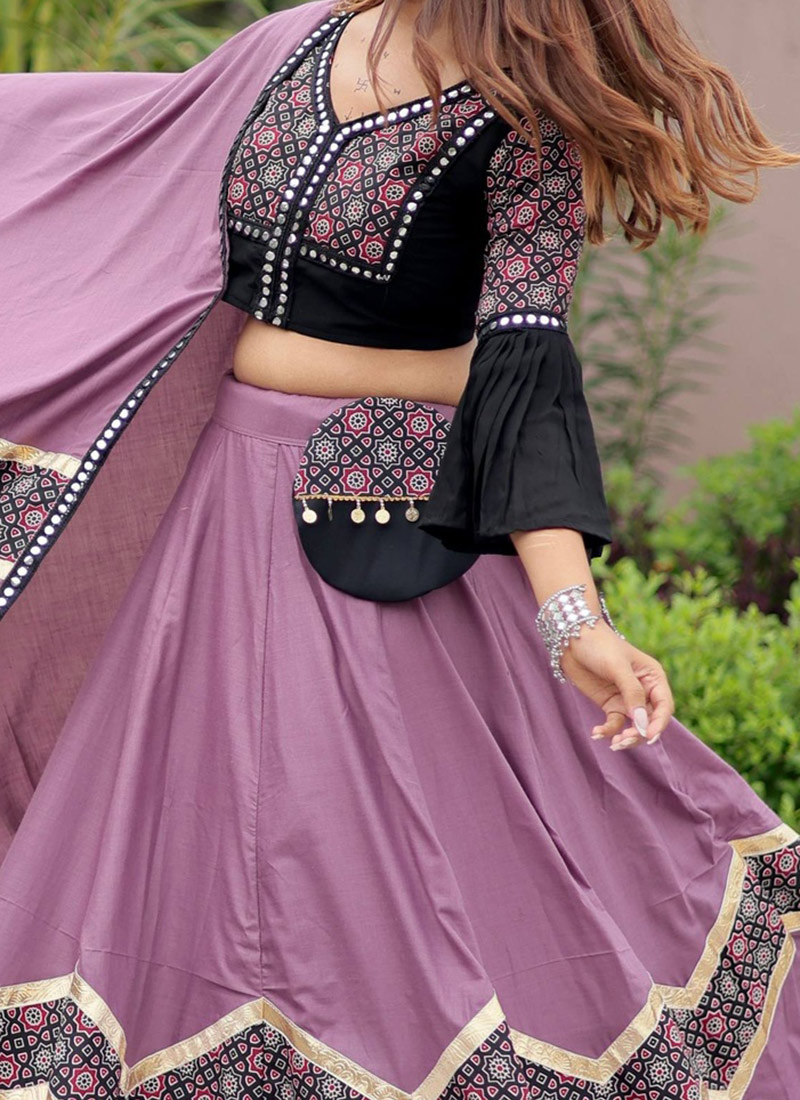 Shop Lavender Blended Cotton Kutch Work Chaniya Choli Festive Wear in ...