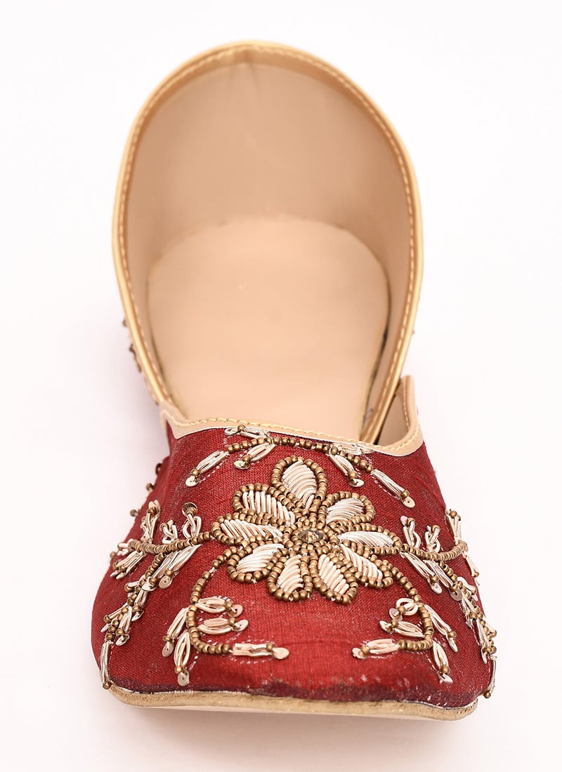 Trendy Stylish Women's Footwear Online At Cbazaar