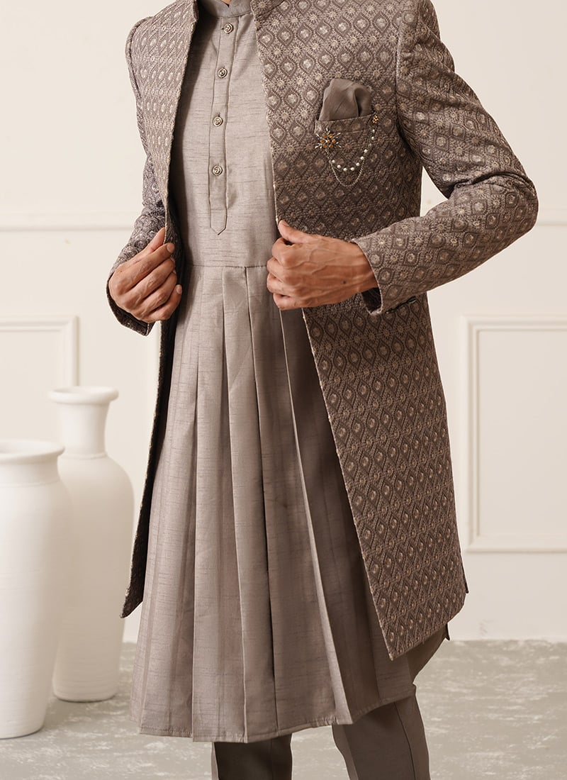 Buy Indian Wedding Dresses Online | Designer Indian Wedding Outfits
