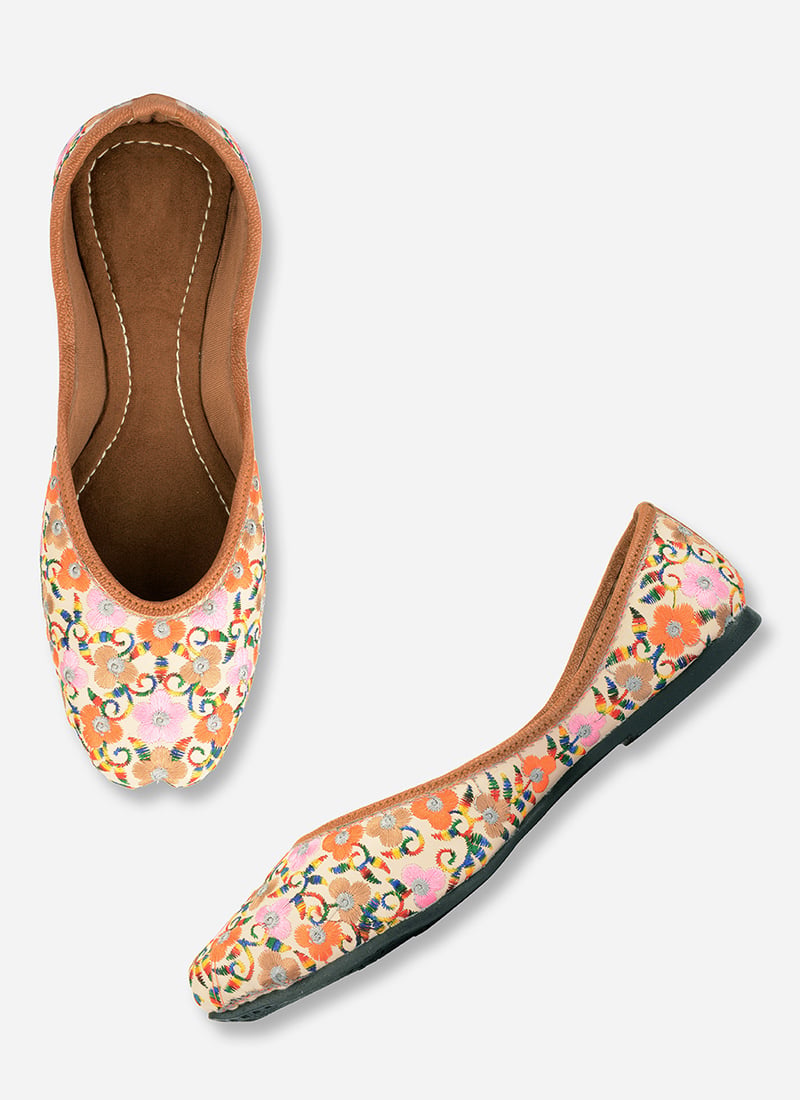 Shop Multicolor Embroidered Juti Online at Best Price | Cbazaar