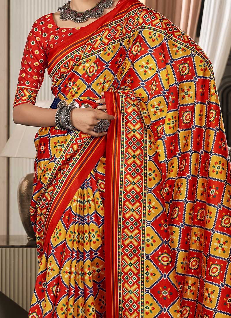 Purchase Patola sarees Online | Shop Patola Sarees Collection