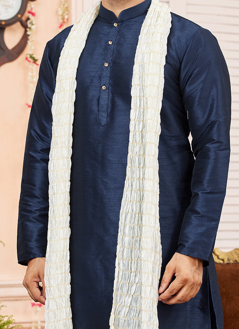 Shop Stylish Men's Stoles for Every Occasion – Cbazaar