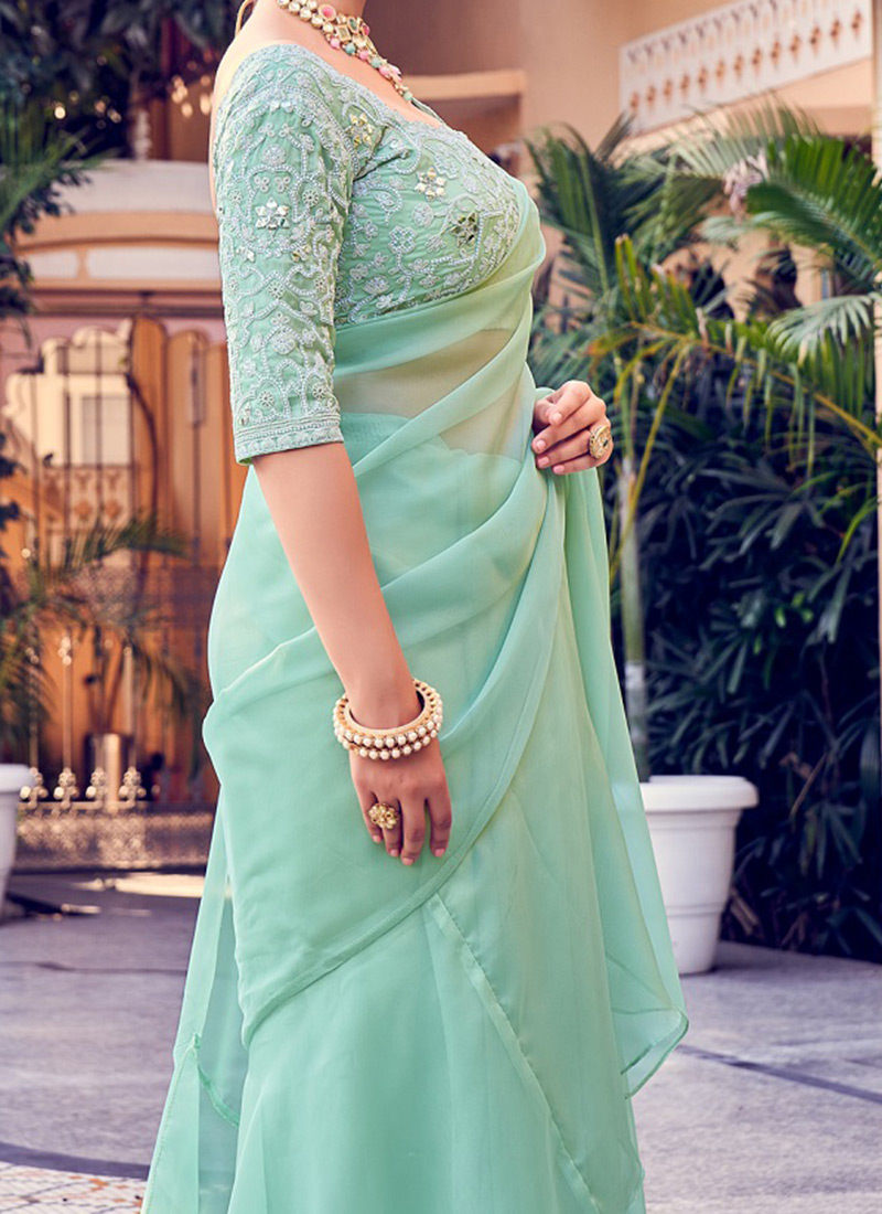 Latest Indian Wedding Sarees For Women at Cbazaar