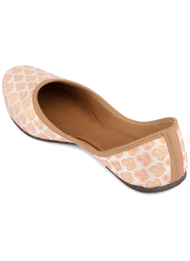 Buy Peach Zari Work Juti Online at Best Price | Cbazaar