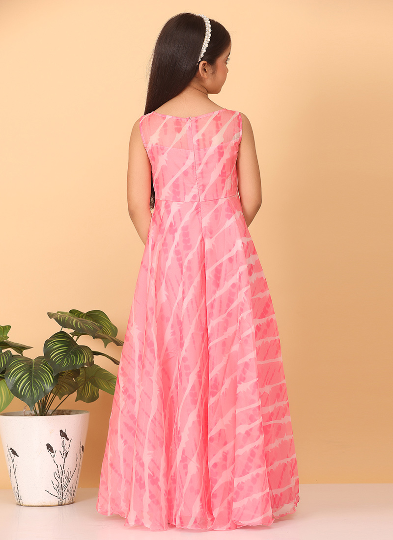 Beautiful Kids Dresses and Gowns | Trendy Collection