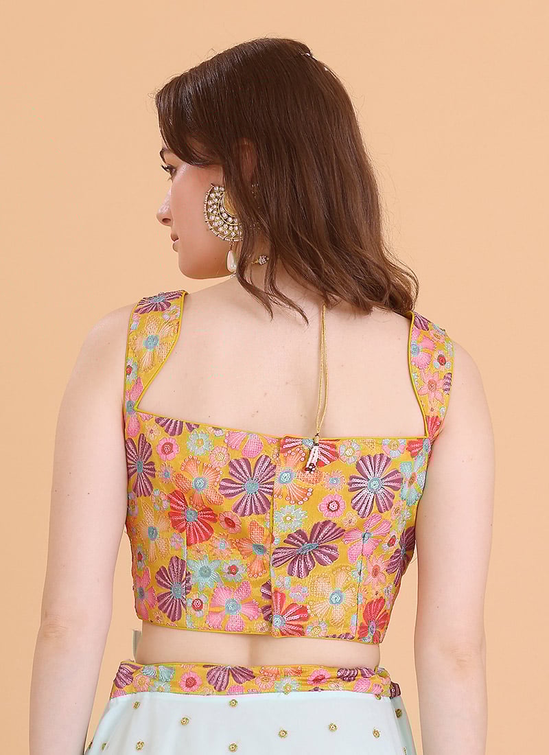 Buy Mehendi Outfits - Indian Best Mehendi Dress Collections Online