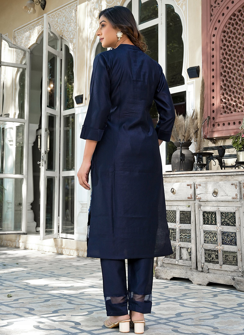 Kurta Sets Designs for Women on Sale - Cbazaar