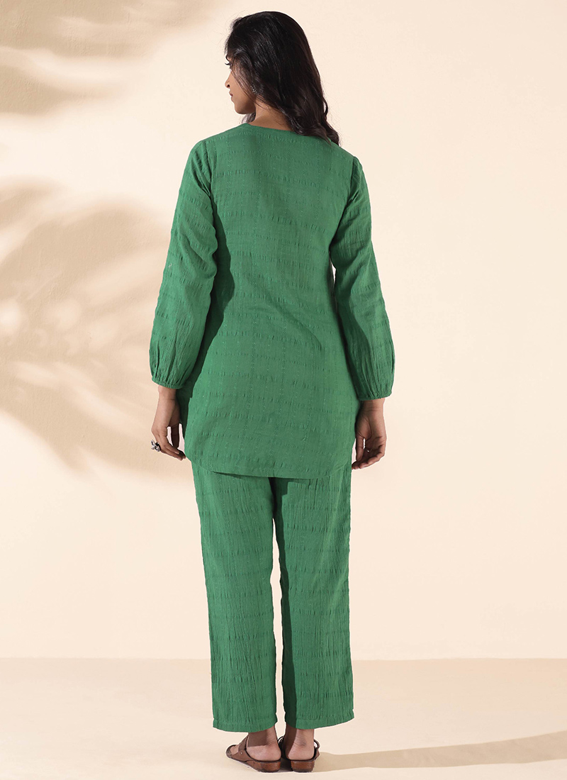 Shop online for Indo Western New arrivals items in Indian ethnic clothing at Cbazaar