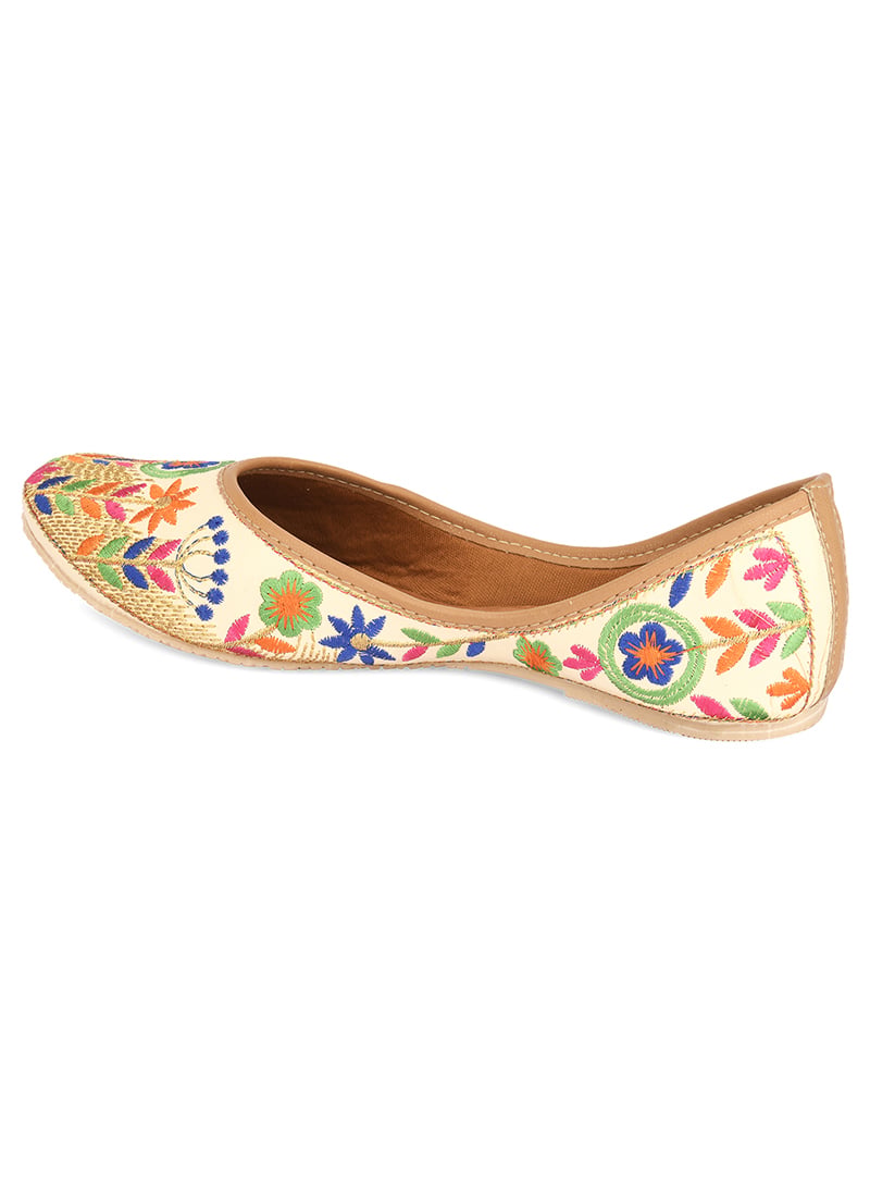 Shop Cream Zari Embroidered Juti in India - Cbazaar