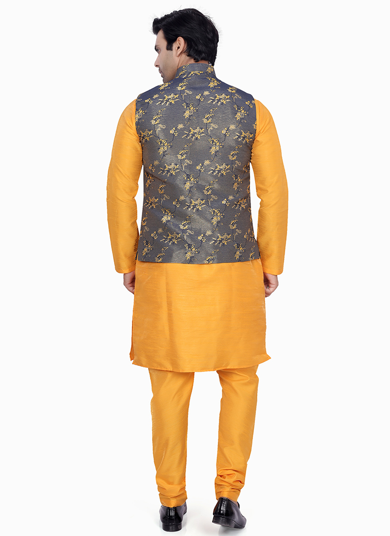 Jacket For Men : Buy styles Jacket For Men Online