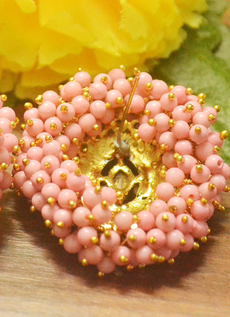 Studs for Women - buy Studs from in Jewellery collection online