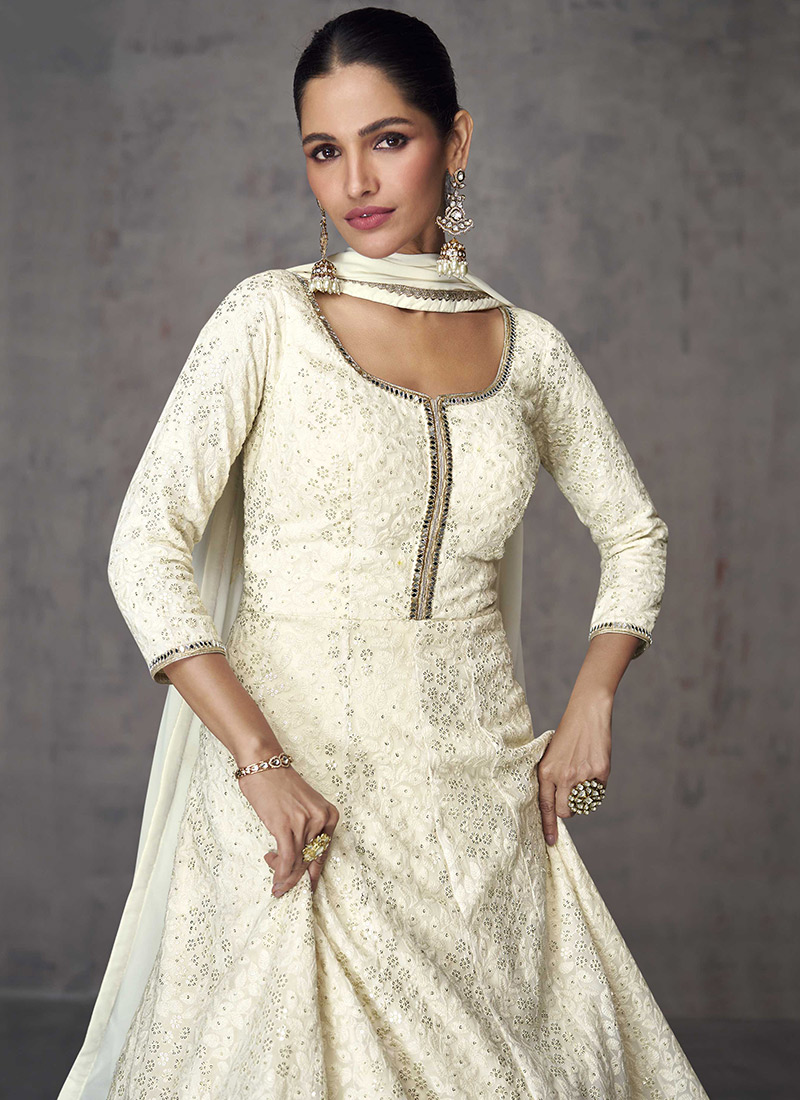 Buy Traditional Dresses and Gown Online in India - Cbazaar