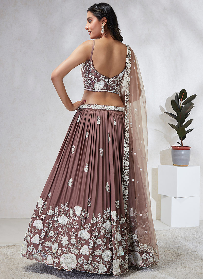 Buy Indian Ethnic Wear Chic Indian Ethnic Wear | Online Chic Clothes ...
