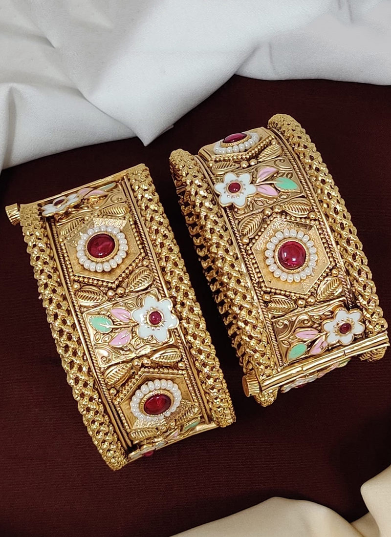 Shop Gold Brass Rajwadi Style Kundan Bangels Online at Best Price | Cbazaar