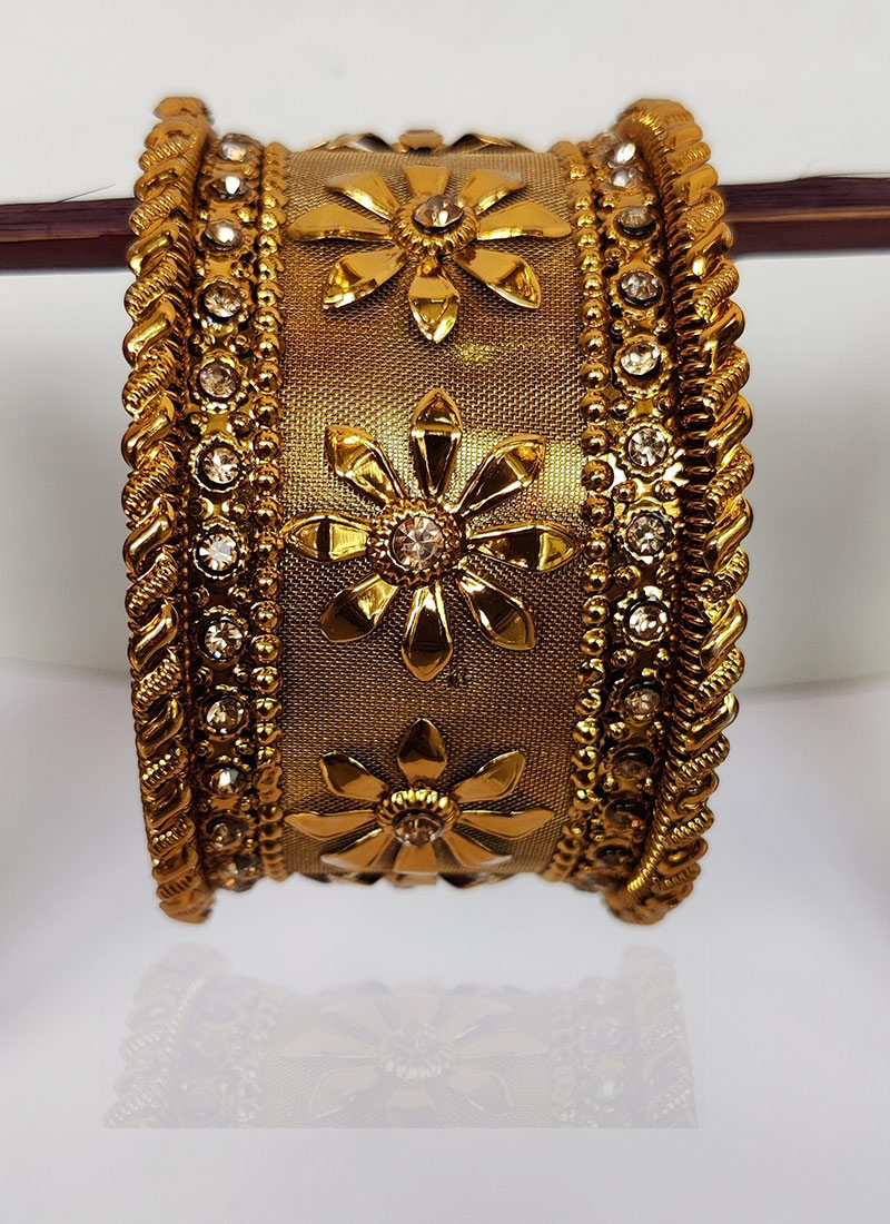 Bangles for Women - buy Bangles from in Jewellery collection online