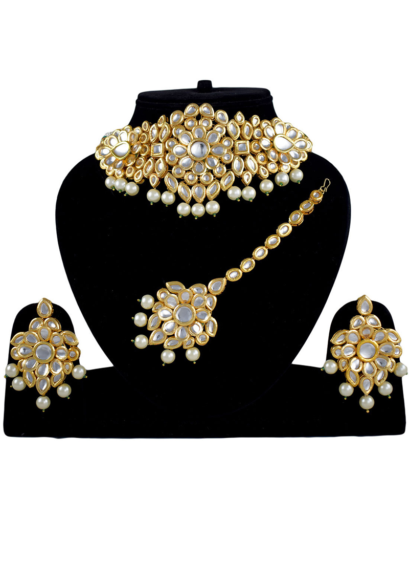 Choker for Women - buy Choker from in Jewellery collection online