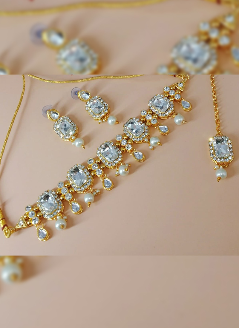 Buy Indian Choker Jewellery For Women Online Shopping -Cbazaar