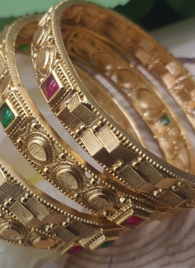 Elegant Bangles Explore Our Stunning Collection Online