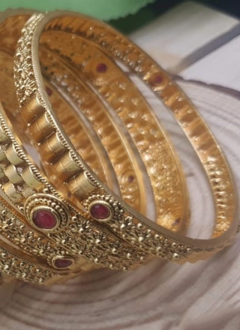 Elegant Bangles Explore Our Stunning Collection Online