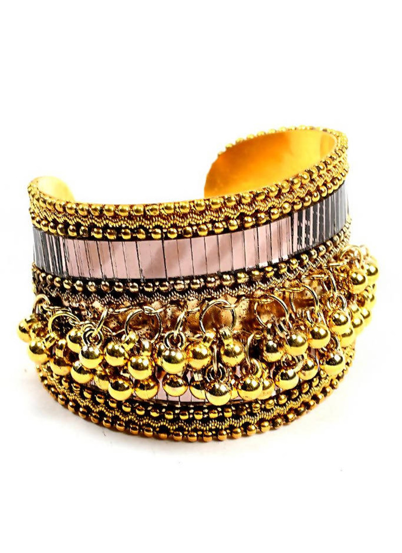 Exquisite Bracelets: Elevate Your Style with Cbazaar's Collection