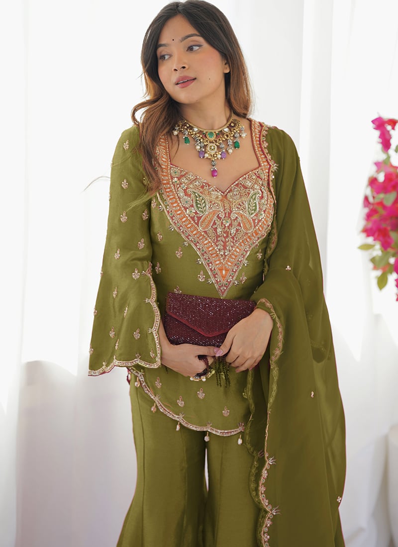 Buy Mehendi Dresses | Indian Clothing for Weddings Mehendi