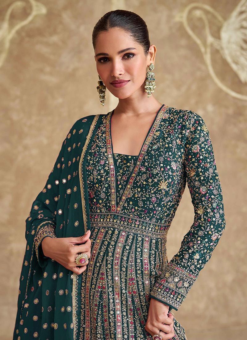 Latest Indian Wedding Dresses & Designer Wedding Dresses