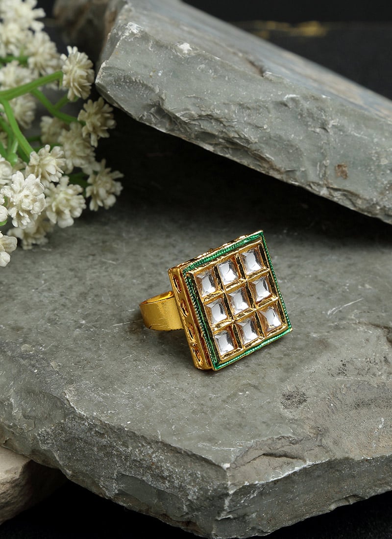 Glam Up Your Hands: Stunning Hand Jewellery Collection