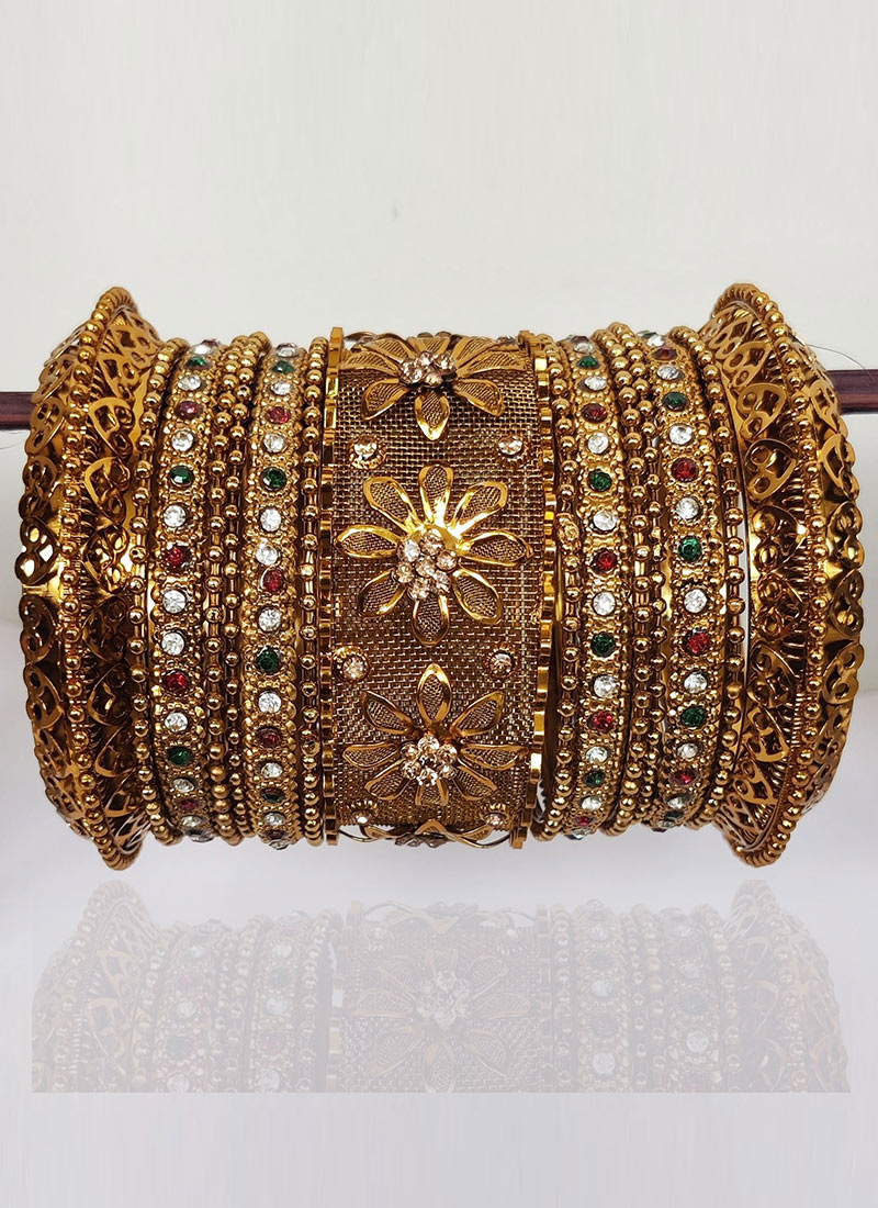 Bangles for Women - buy Bangles from in Jewellery collection online