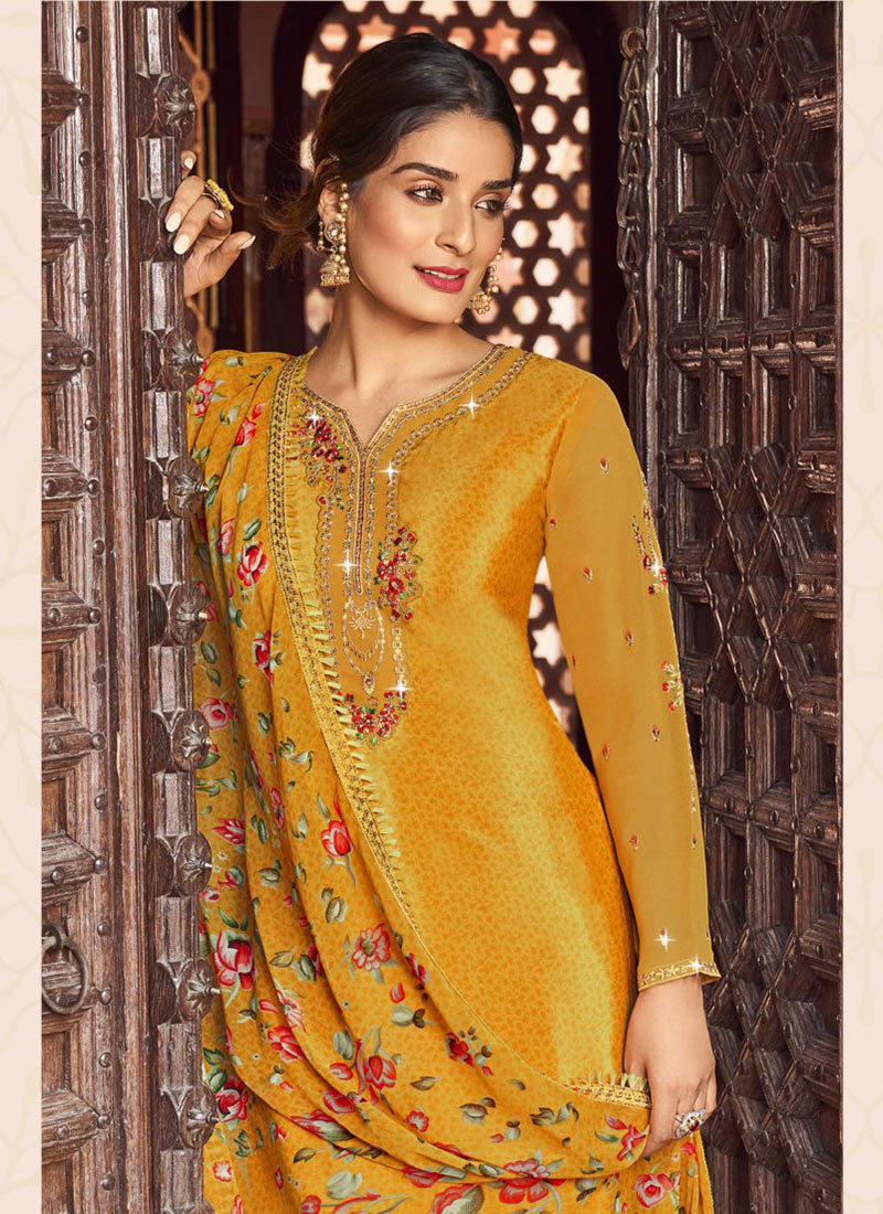 Buy Latest Patiala Suit Designs Online Shopping